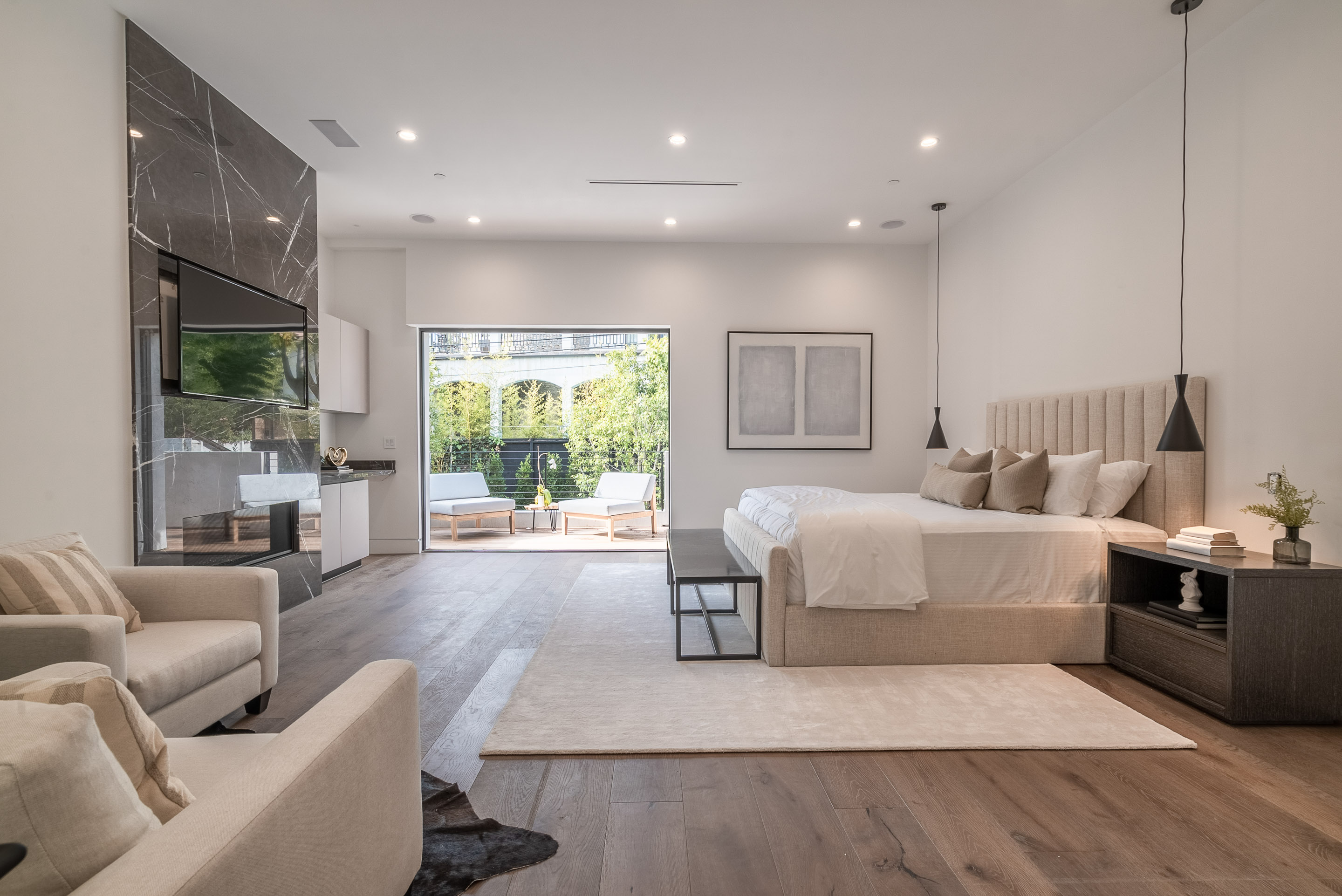 Aaron Kirman Group Offers Perfect Balance Between Family & Modern ...