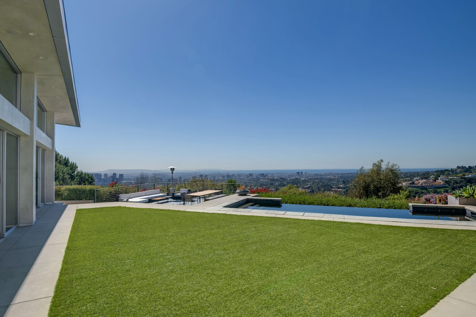Juliette Hohnen Offers Modern Green Living at Tower Grove House » Digs.net