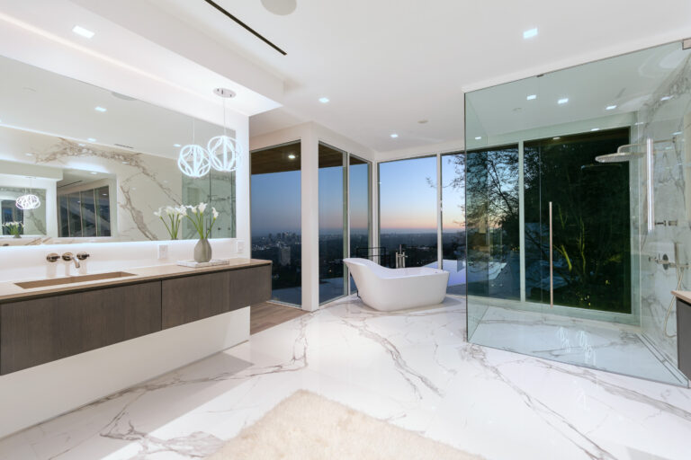 1615 Blue Jay Way Model of Perfection » Digs.net