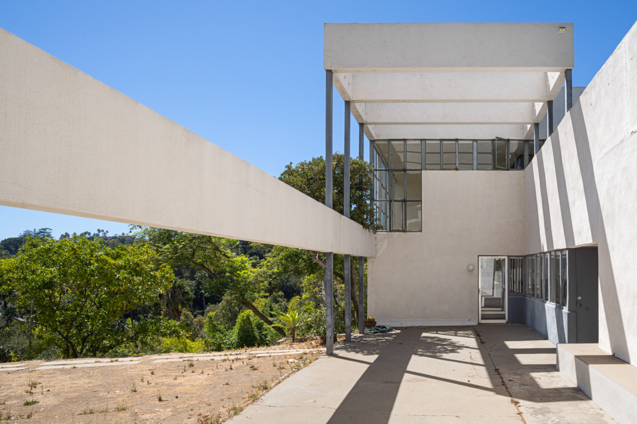 Richard Neutra's Lovell Health House Designed for Life » Digs.net