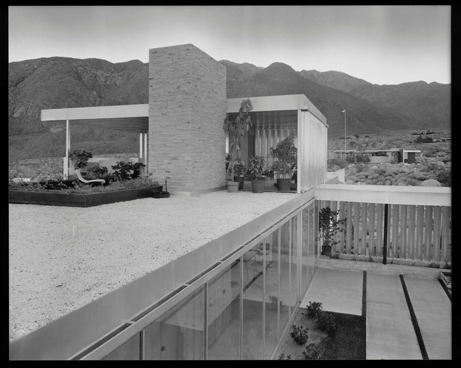 Richard Neutra's Kaufmann House in Palm Springs » Digs.net